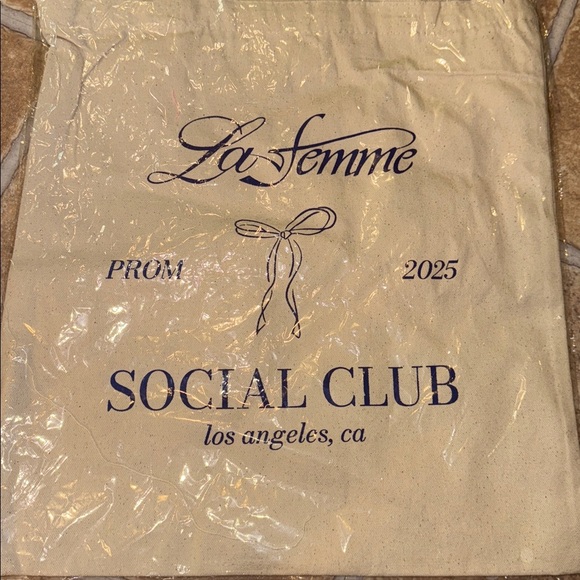 La Femme | Bags | Nwt La Femme Cream Social Club Tote Bag 225 ...